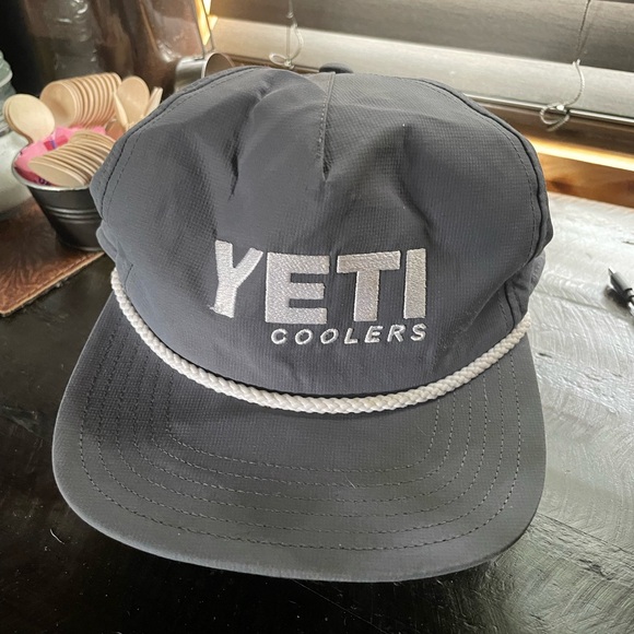 Yeti | Accessories | Yeti Coolers Logo Snapback Trucker Ball Cap Hat ...
